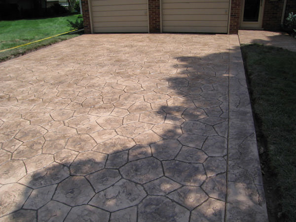 Random Belgium Slate Driveway - Rolland Cement