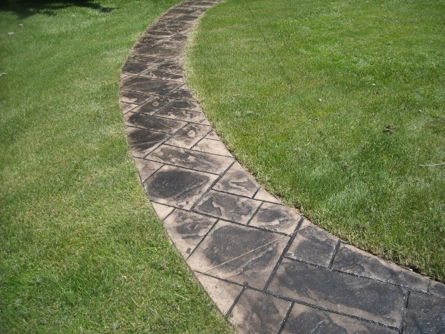 Large Slate Walkway in Brownstown - Rolland Cement