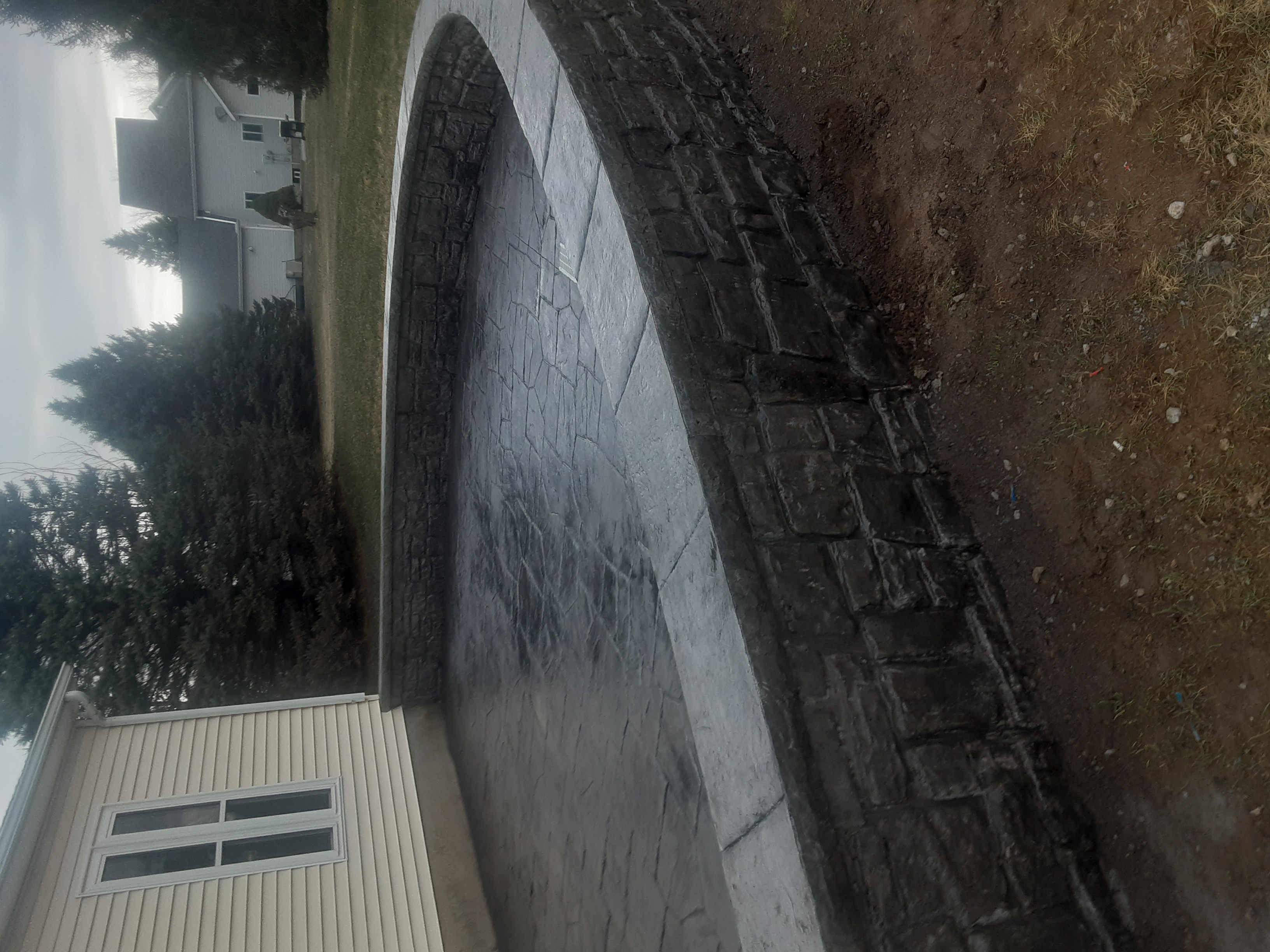 Stamped Walls - Rolland Cement